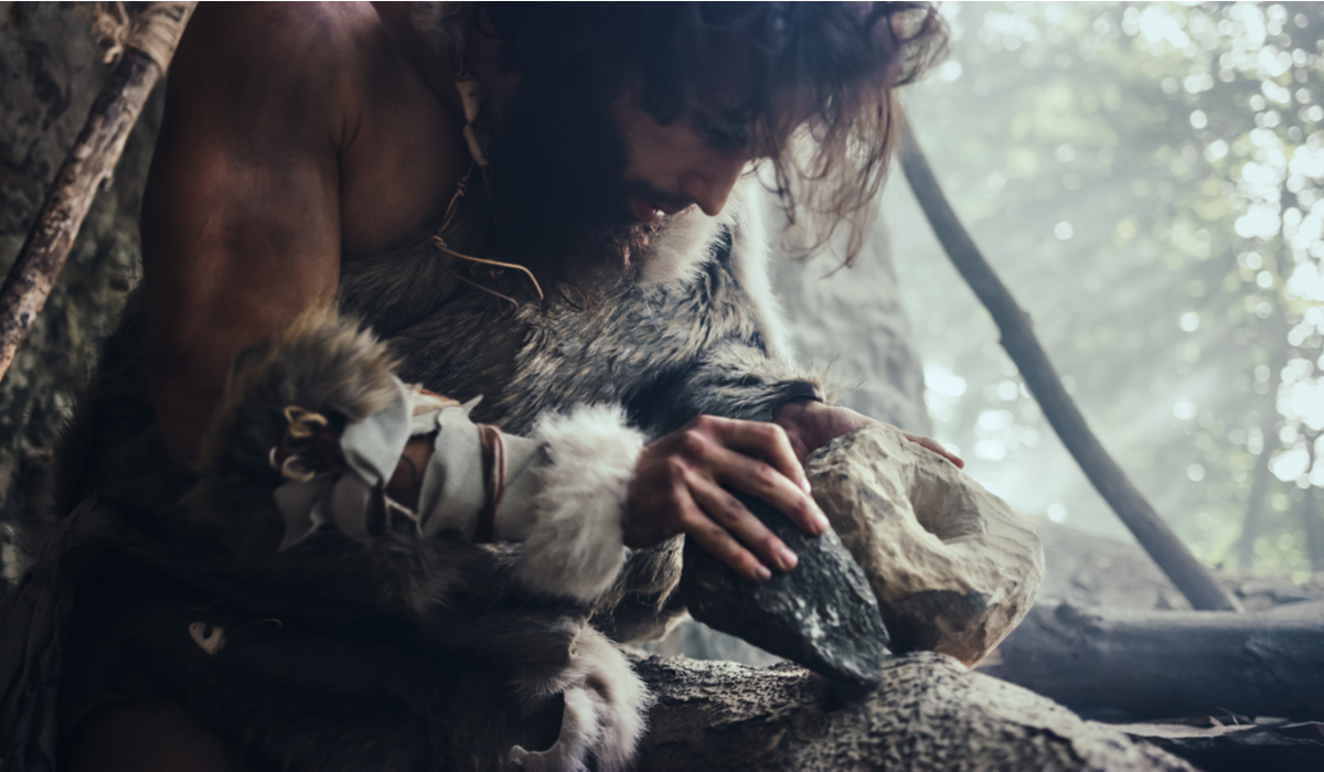 What Type of Clothes Did Neanderthals Wear? - The Archaeological Box